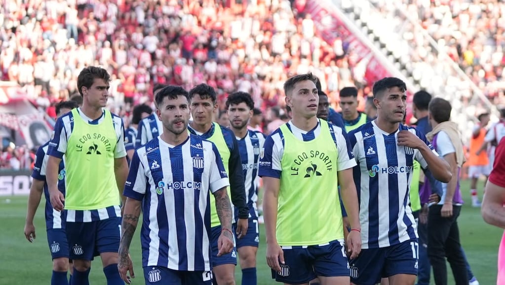 Quiénes son los 11 jugadores borrados por Tevez en Talleres de cara a ...