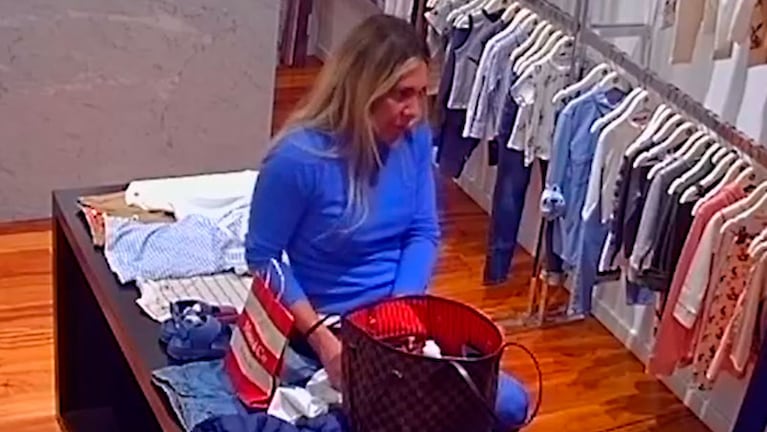 “Mechera VIP”: escrachan a una ladrona en un exclusivo local del Patio ... “Mechera VIP”: escrachan a una ladrona en un exclusivo local del Patio ...